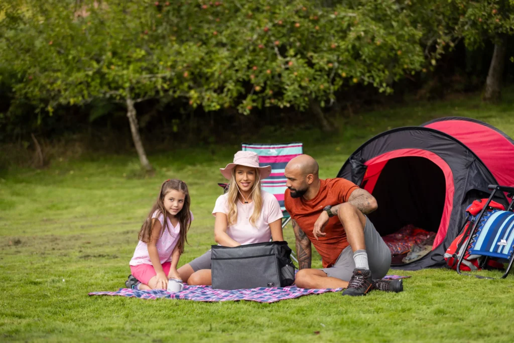 Softshell Vs Fleece - Which Is Best For You? | Trespass Advice